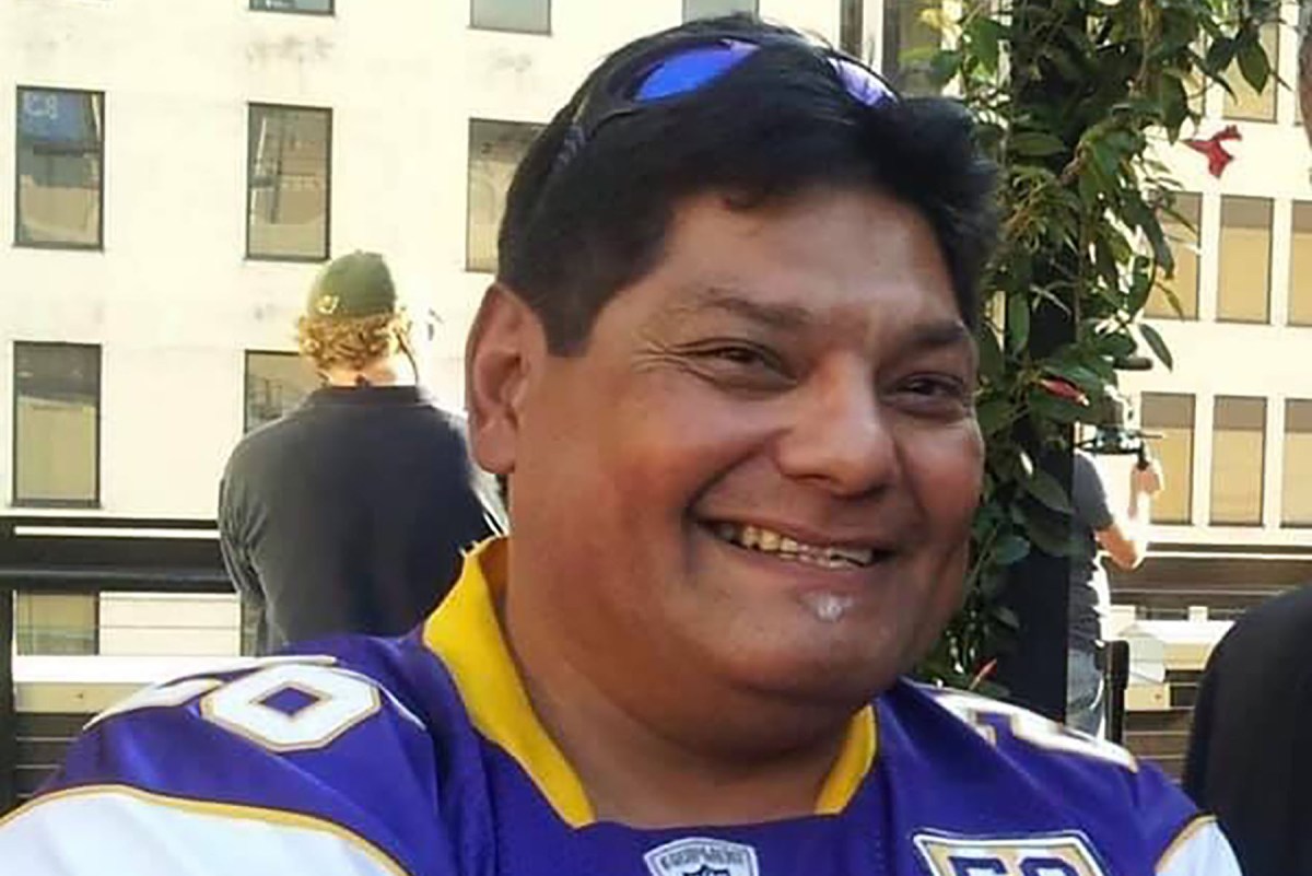 Superfan and inventor of “Whacker Clapper” remembered for dedication to ...