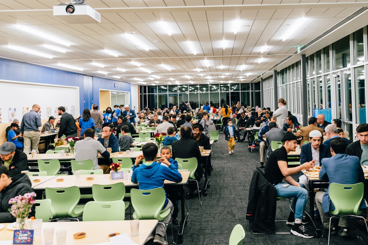 ‘A new beginning’: Afghan refugees meet up for first Ramadan in Minnesota