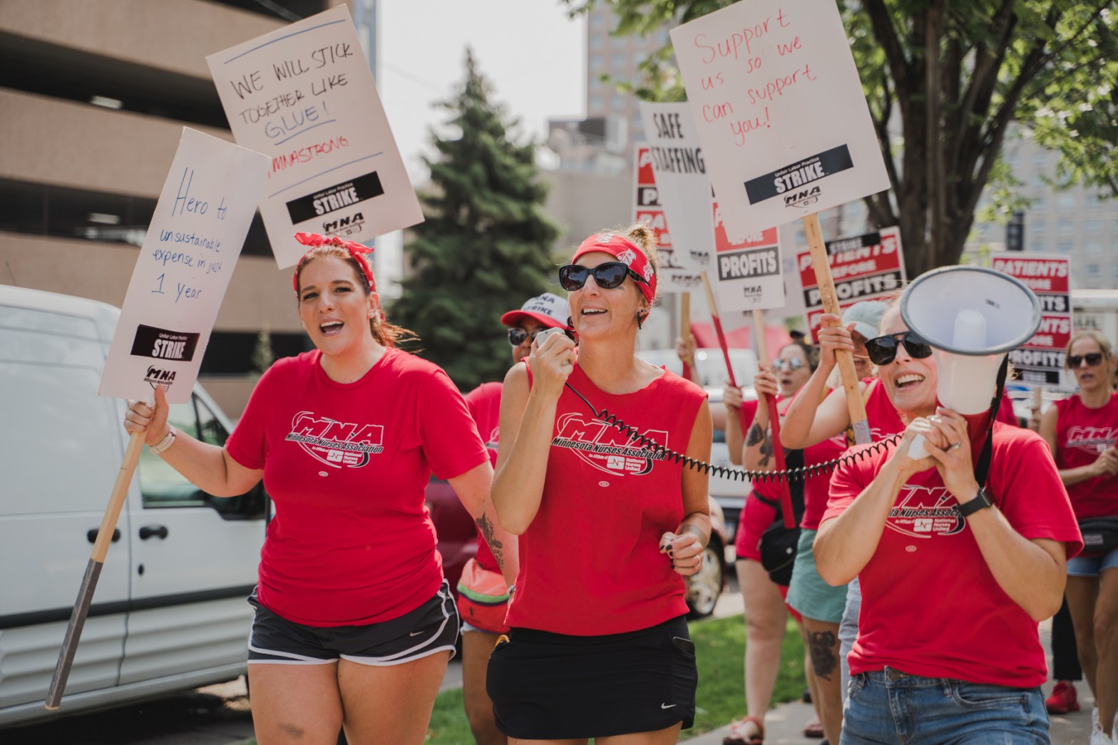 Minnesota nurses strike: Why they’re striking