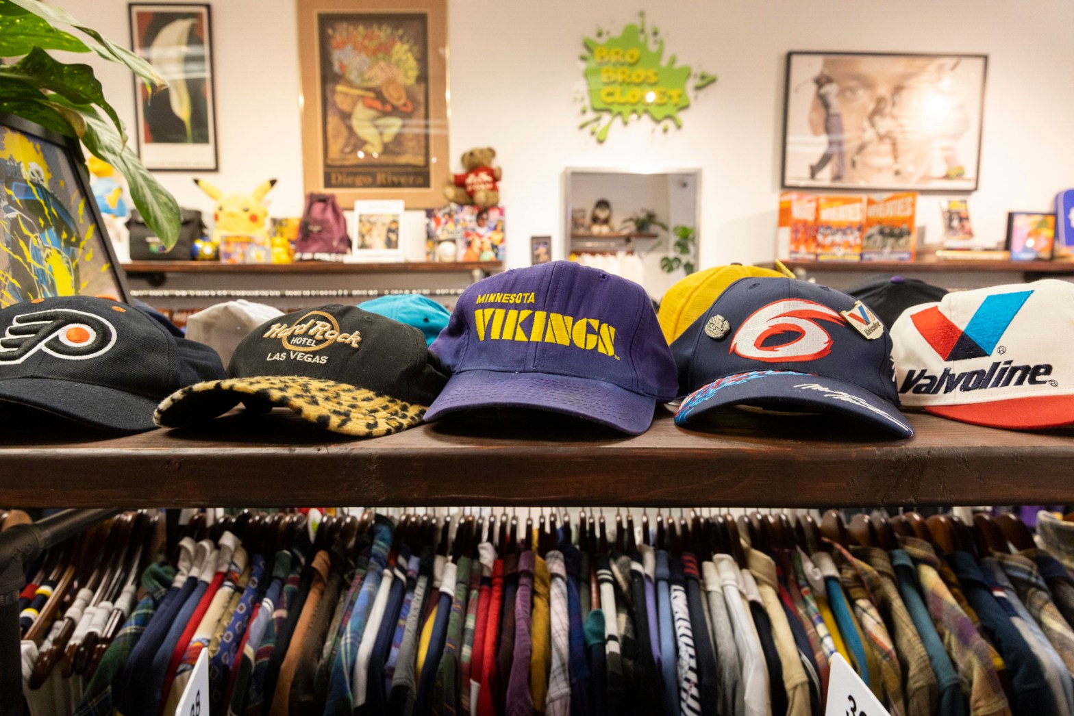 Bro Bros Closet offers handpicked vintage apparel and goods