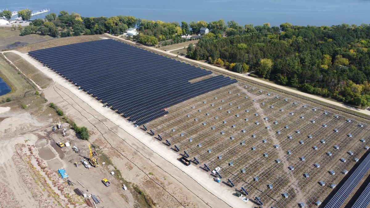 Prairie Island celebrates steps toward a green future