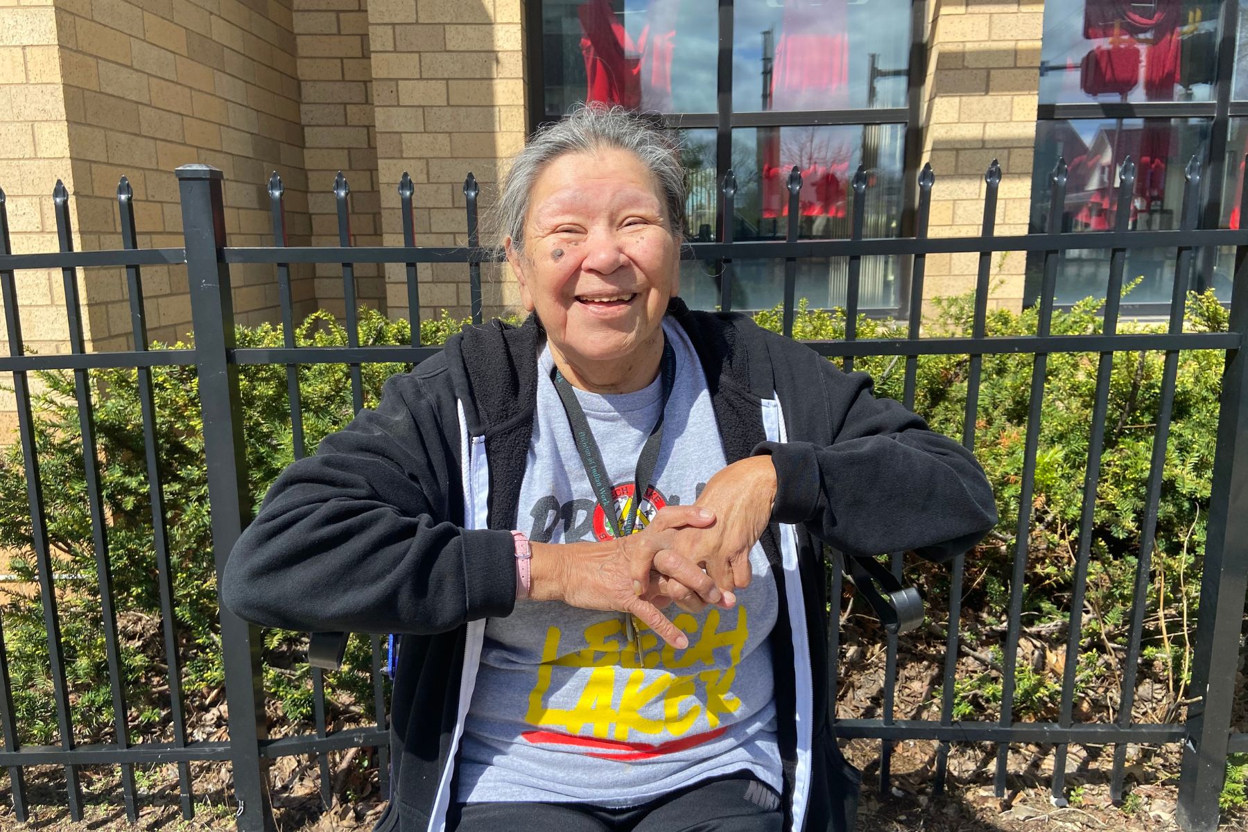 Elders demand better living conditions at south Minneapolis apartment